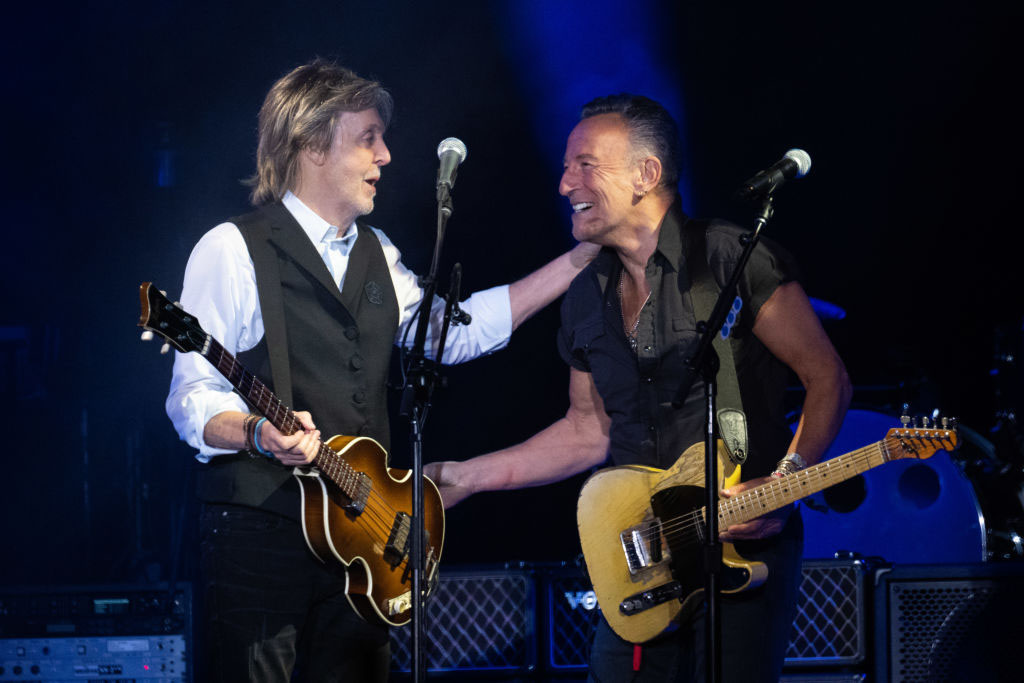 Paul McCartney Joined Bruce Springsteen in Liverpool, England | setlist.fm